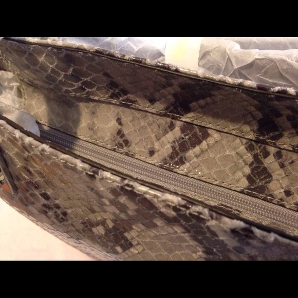 Michael Kors | Bags | Michael Kors Brooke Medium Python Embossed Tote ...